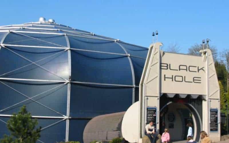 The Classic UK Theme Park Rides Everyone Misses